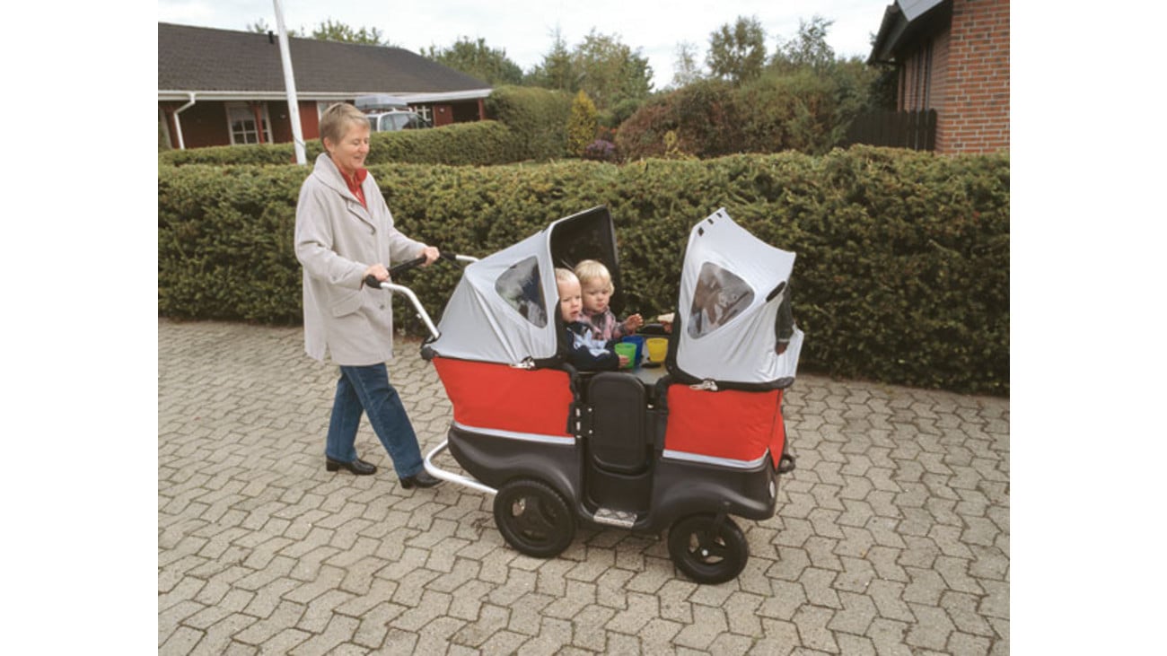 Kindergarten-Bus bei BETZOLD | Platz für 4 oder 6 Kinder